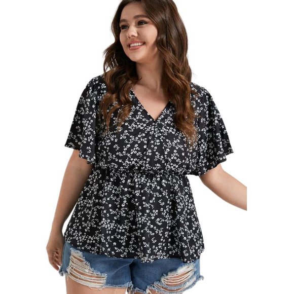 BloomChic | Tops | Nwt Bloomchic Flutter Sleeve Elastic Waist Top 2 ...